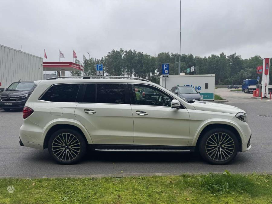 Balts Mercedes-Benz GLS 550 2017 Kauņa, ar dzinēja tilpumu 4.66 L un nobraukumu 334 tūkst. km par 23000 €, foto 7 vietnē AUTOMOTO.COM.LV
