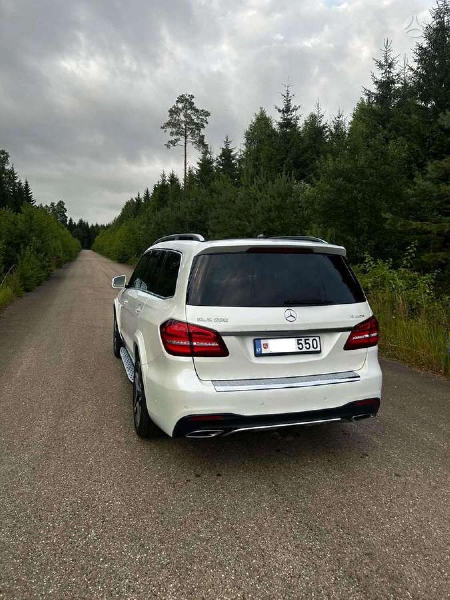 Balts Mercedes-Benz GLS 550 2018 Viļņa, ar dzinēja tilpumu 4.70 L un nobraukumu 93 tūkst. km par 25550 €, foto 13 vietnē AUTOMOTO.COM.LV