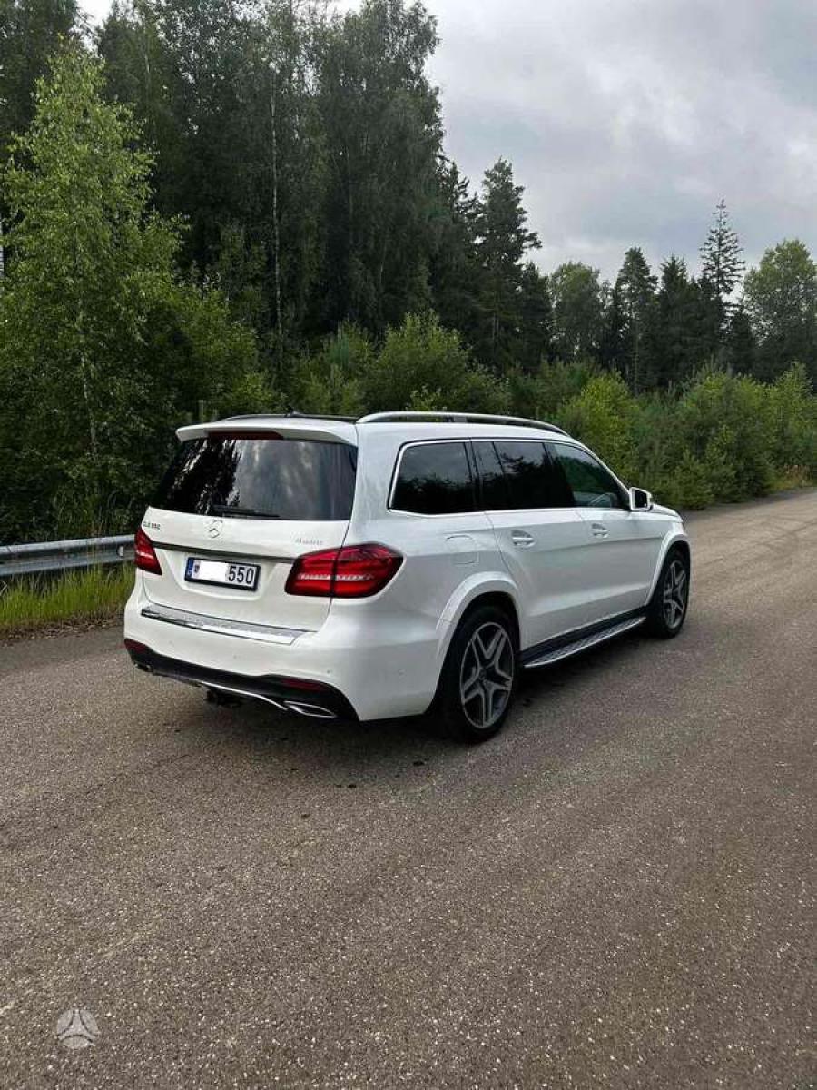 Balts Mercedes-Benz GLS 550 2018 Viļņa, ar dzinēja tilpumu 4.70 L un nobraukumu 93 tūkst. km par 25550 €, foto 15 vietnē AUTOMOTO.COM.LV
