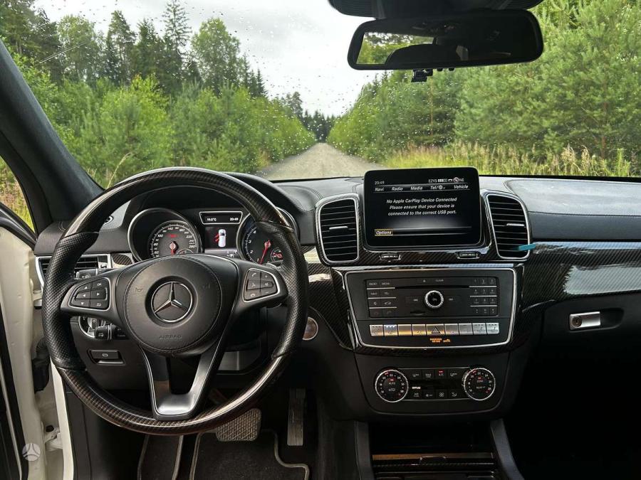 Balts Mercedes-Benz GLS 550 2018 Viļņa, ar dzinēja tilpumu 4.70 L un nobraukumu 93 tūkst. km par 25550 €, foto 32 vietnē AUTOMOTO.COM.LV