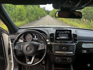 Balts Mercedes-Benz GLS 550 2018 Viļņa, ar dzinēja tilpumu 4.70 L un nobraukumu 93 tūkst. km par 25550 €, foto 33 vietnē AUTOMOTO.COM.LV