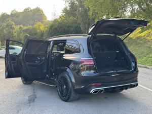 Black Mercedes-Benz gls-580 2021 in Jonava, with an engine capacity of 3.98 L and mileage of 146 thousand km for 69999 €, photo 16 on AUTOMOTO.COM.LV