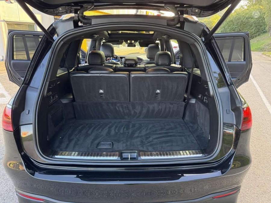 Black Mercedes-Benz gls-580 2021 in Jonava, with an engine capacity of 3.98 L and mileage of 146 thousand km for 69999 €, photo 18 on AUTOMOTO.COM.LV