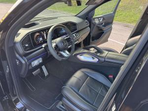 Black Mercedes-Benz gls-580 2021 in Jonava, with an engine capacity of 3.98 L and mileage of 146 thousand km for 69999 €, photo 20 on AUTOMOTO.COM.LV