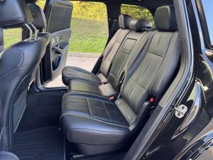 Black Mercedes-Benz gls-580 2021 in Jonava, with an engine capacity of 3.98 L and mileage of 146 thousand km for 69999 €, photo 33 on AUTOMOTO.COM.LV