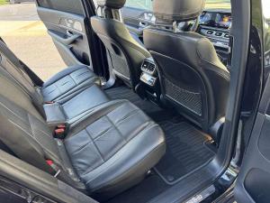 Black Mercedes-Benz gls-580 2021 in Jonava, with an engine capacity of 3.98 L and mileage of 146 thousand km for 69999 €, photo 34 on AUTOMOTO.COM.LV