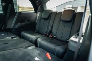Black Mercedes-Benz gls-580 2024 in Vilnius, with an engine capacity of 3.98 L and mileage of 42 thousand km for 133000 €, photo 40 on AUTOMOTO.COM.LV