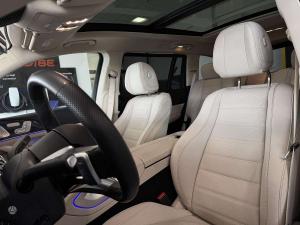 Pelēks Mercedes-Benz gls-580 2024 Viļņa, ar dzinēja tilpumu 4.00 L un nobraukumu 71 tūkst. km par 97777 €, foto 17 vietnē AUTOMOTO.COM.LV