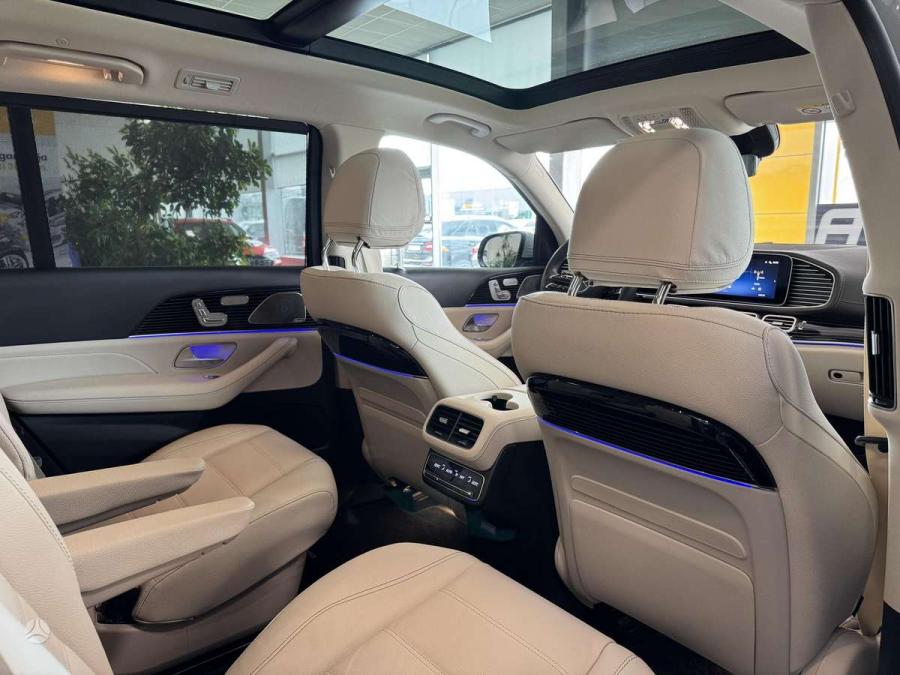 Pelēks Mercedes-Benz gls-580 2024 Viļņa, ar dzinēja tilpumu 4.00 L un nobraukumu 71 tūkst. km par 97777 €, foto 21 vietnē AUTOMOTO.COM.LV