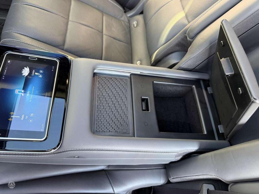 Белый Мерседес gls-580 2020 в Каунас, объемом двигателя 4.00 л и пробегом 92 тыс. км за 68700 €, фото 32 на AUTOMOTO.COM.LV