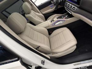 Balts Mercedes-Benz gls-580 2020 Viļņa, ar dzinēja tilpumu 3.98 L un nobraukumu 109 tūkst. km par 60900 €, foto 7 vietnē AUTOMOTO.COM.LV