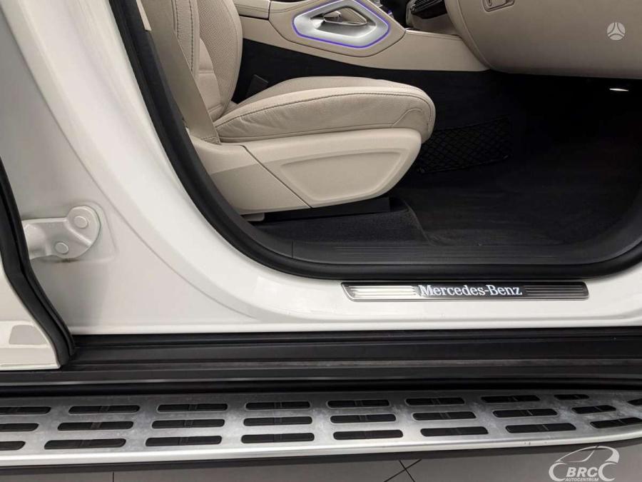 Balts Mercedes-Benz gls-580 2020 Viļņa, ar dzinēja tilpumu 3.98 L un nobraukumu 109 tūkst. km par 60900 €, foto 8 vietnē AUTOMOTO.COM.LV