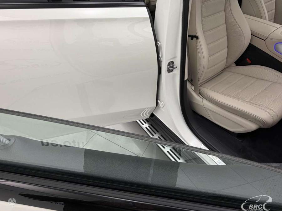Balts Mercedes-Benz gls-580 2020 Viļņa, ar dzinēja tilpumu 3.98 L un nobraukumu 109 tūkst. km par 60900 €, foto 18 vietnē AUTOMOTO.COM.LV