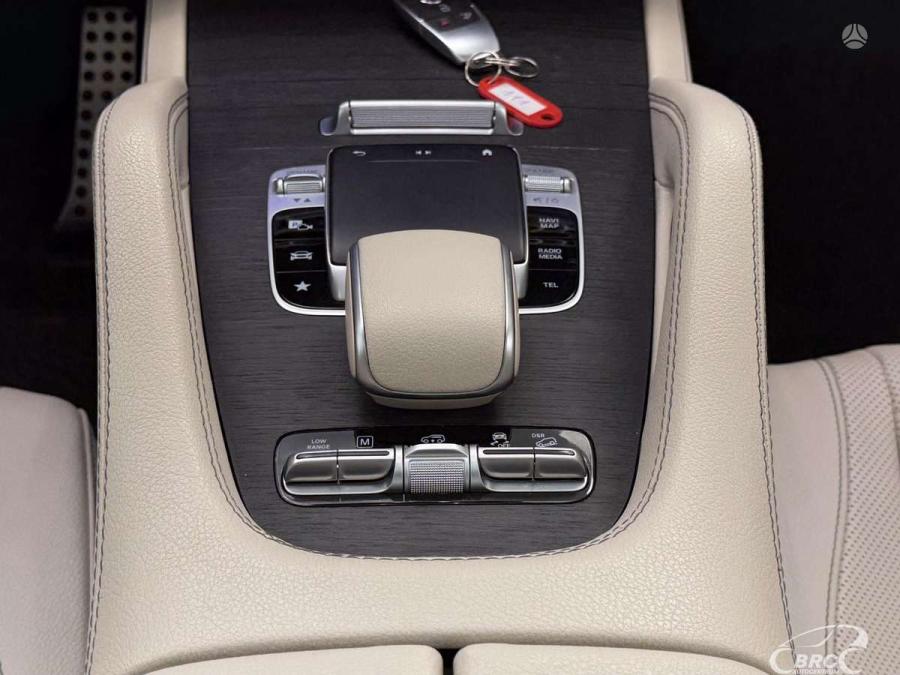 Balts Mercedes-Benz gls-580 2020 Viļņa, ar dzinēja tilpumu 3.98 L un nobraukumu 109 tūkst. km par 60900 €, foto 27 vietnē AUTOMOTO.COM.LV