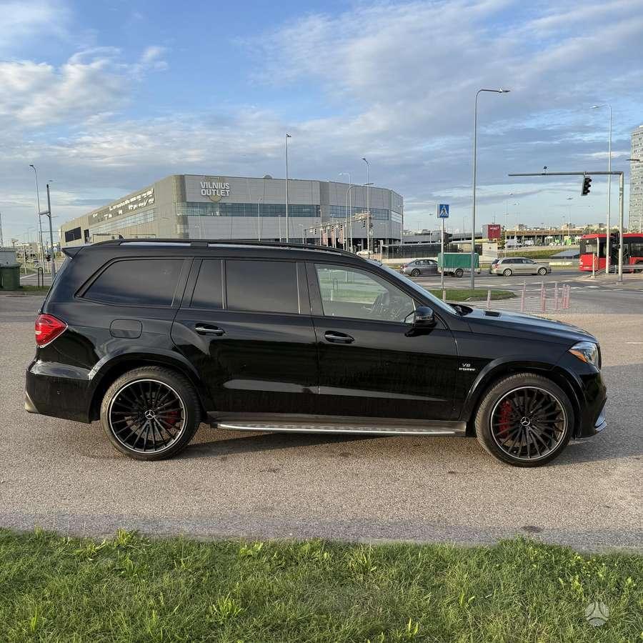 Black Mercedes-Benz GLS 63 AMG 2017 in Vilnius, with an engine capacity of 0.00 L and mileage of 293 thousand km for 32400 €, photo 1 on AUTOMOTO.COM.LV
