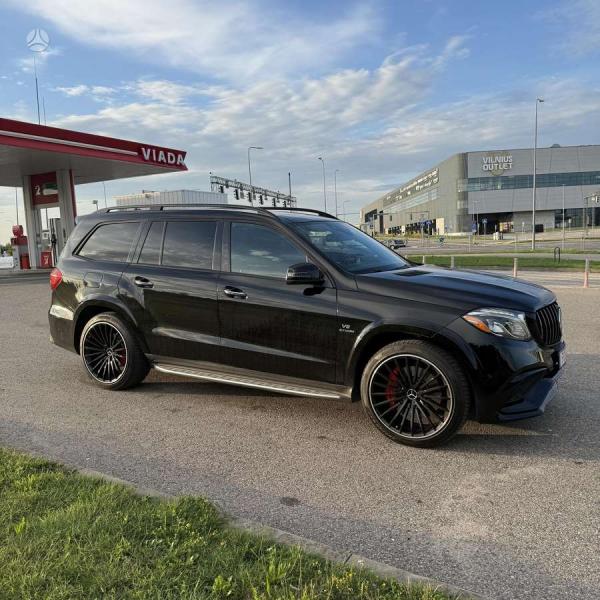 Mercedes-Benz GLS 63 AMG 2017 in Vilnius on AUTOMOTO.COM.LV Black Mercedes-Benz GLS 63 AMG 2017 in Vilnius, with an engine capacity of 0.00 L and mileage of 293 thousand km for 32400 €, photo 5 on AUTOMOTO.COM.LV