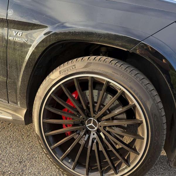 Mercedes-Benz GLS 63 AMG 2017 in Vilnius on AUTOMOTO.COM.LV Black Mercedes-Benz GLS 63 AMG 2017 in Vilnius, with an engine capacity of 0.00 L and mileage of 293 thousand km for 32400 €, photo 6 on AUTOMOTO.COM.LV
