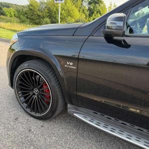 Black Mercedes-Benz GLS 63 AMG 2017 in Vilnius, with an engine capacity of 0.00 L and mileage of 293 thousand km for 32400 €, photo 9 on AUTOMOTO.COM.LV