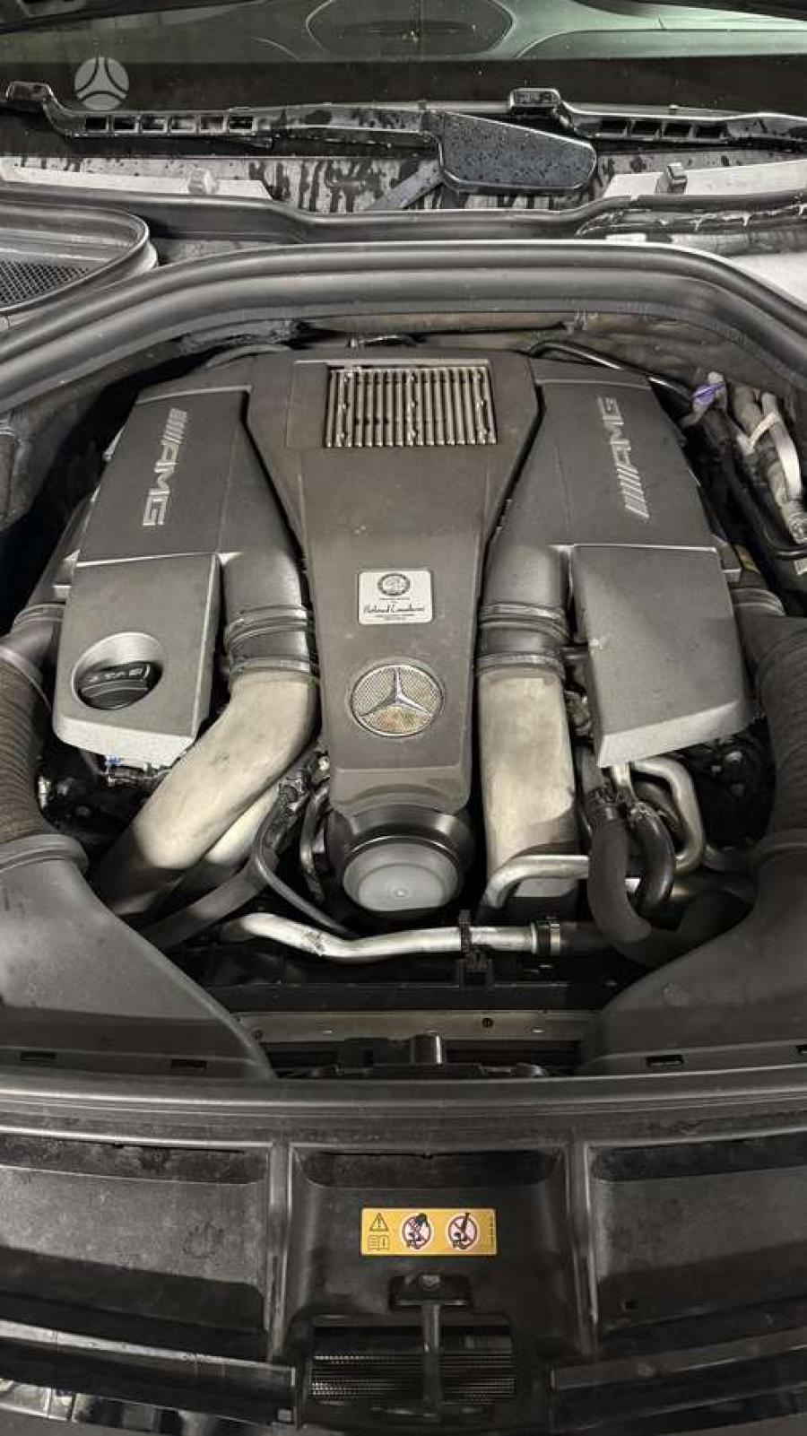 Black Mercedes-Benz GLS 63 AMG 2017 in Vilnius, with an engine capacity of 0.00 L and mileage of 293 thousand km for 32400 €, photo 21 on AUTOMOTO.COM.LV