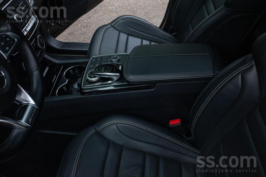 Black Mercedes-Benz GLS 63 AMG 2019 in Riga, with an engine capacity of 5.50 L and mileage of 94 thousand km for 59000 €, photo 7 on AUTOMOTO.COM.LV