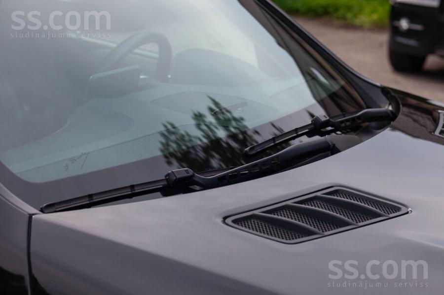 Black Mercedes-Benz GLS 63 AMG 2019 in Riga, with an engine capacity of 5.50 L and mileage of 94 thousand km for 59000 €, photo 10 on AUTOMOTO.COM.LV
