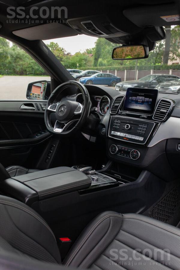 Melns Mercedes-Benz GLS 63 AMG 2019 Rīga, ar dzinēja tilpumu 5.50 L un nobraukumu 94 tūkst. km par 59000 €, foto 11 vietnē AUTOMOTO.COM.LV