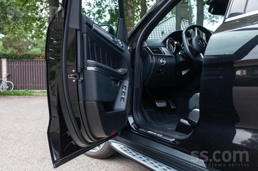 Black Mercedes-Benz GLS 63 AMG 2019 in Riga, with an engine capacity of 5.50 L and mileage of 94 thousand km for 59000 €, photo 15 on AUTOMOTO.COM.LV