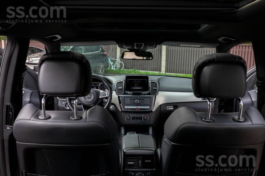 Black Mercedes-Benz GLS 63 AMG 2019 in Riga, with an engine capacity of 5.50 L and mileage of 94 thousand km for 59000 €, photo 16 on AUTOMOTO.COM.LV