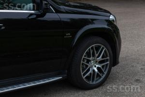 Black Mercedes-Benz GLS 63 AMG 2019 in Riga, with an engine capacity of 5.50 L and mileage of 94 thousand km for 59000 €, photo 20 on AUTOMOTO.COM.LV