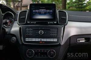 Black Mercedes-Benz GLS 63 AMG 2019 in Riga, with an engine capacity of 5.50 L and mileage of 94 thousand km for 59000 €, photo 23 on AUTOMOTO.COM.LV