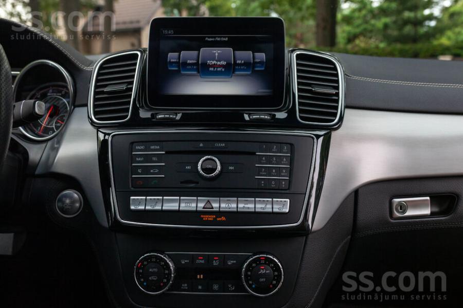 Black Mercedes-Benz GLS 63 AMG 2019 in Riga, with an engine capacity of 5.50 L and mileage of 94 thousand km for 59000 €, photo 23 on AUTOMOTO.COM.LV