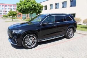 Черный Мерседес GLS 63 AMG 2021 в Клайпеда, объемом двигателя 3.98 л и пробегом 112 тыс. км за 82900 €, фото 4 на AUTOMOTO.COM.LV