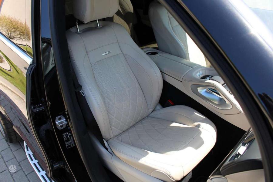 Черный Мерседес GLS 63 AMG 2021 в Клайпеда, объемом двигателя 3.98 л и пробегом 112 тыс. км за 82900 €, фото 15 на AUTOMOTO.COM.LV