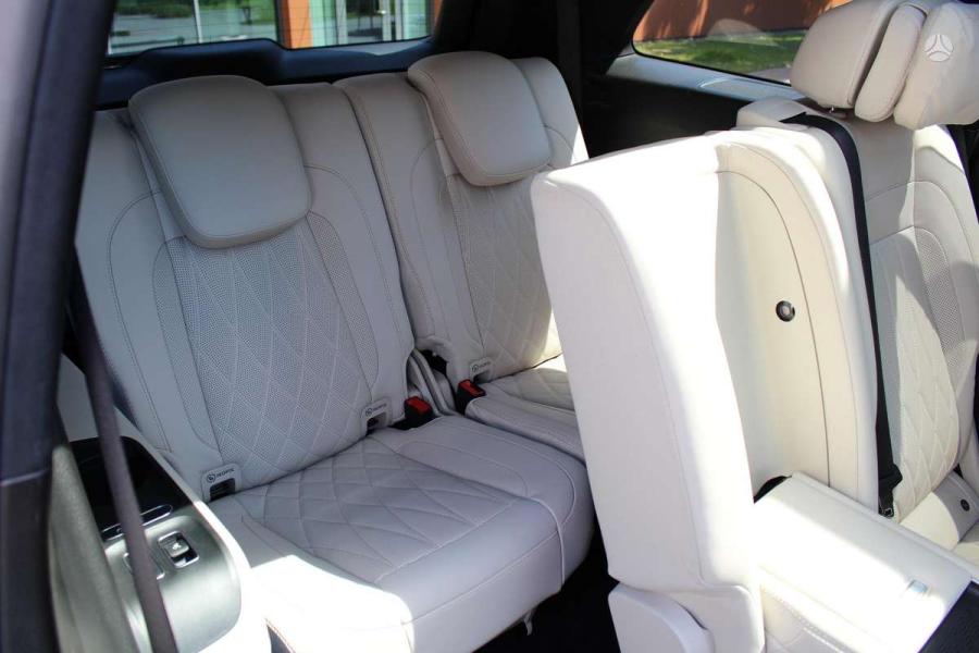 Черный Мерседес GLS 63 AMG 2021 в Клайпеда, объемом двигателя 3.98 л и пробегом 112 тыс. км за 82900 €, фото 22 на AUTOMOTO.COM.LV