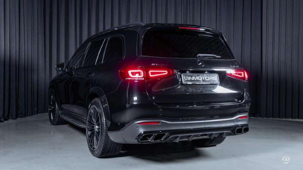 Черный Мерседес GLS 63 AMG 2023 в Вильнюс, объемом двигателя 3.98 л и пробегом 92 тыс. км за 108500 €, фото 6 на AUTOMOTO.COM.LV