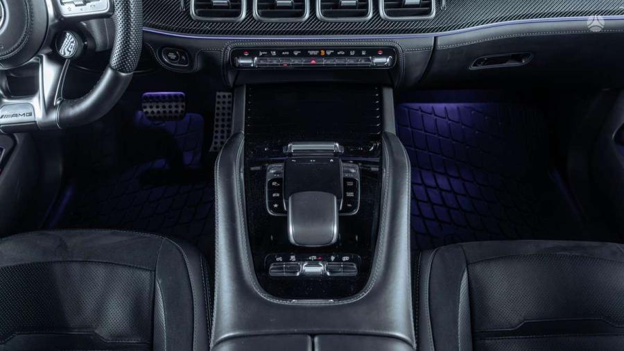 Черный Мерседес GLS 63 AMG 2023 в Вильнюс, объемом двигателя 3.98 л и пробегом 100 тыс. км за 87998 €, фото 19 на AUTOMOTO.COM.LV