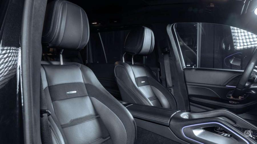 Черный Мерседес GLS 63 AMG 2023 в Вильнюс, объемом двигателя 3.98 л и пробегом 100 тыс. км за 87998 €, фото 21 на AUTOMOTO.COM.LV