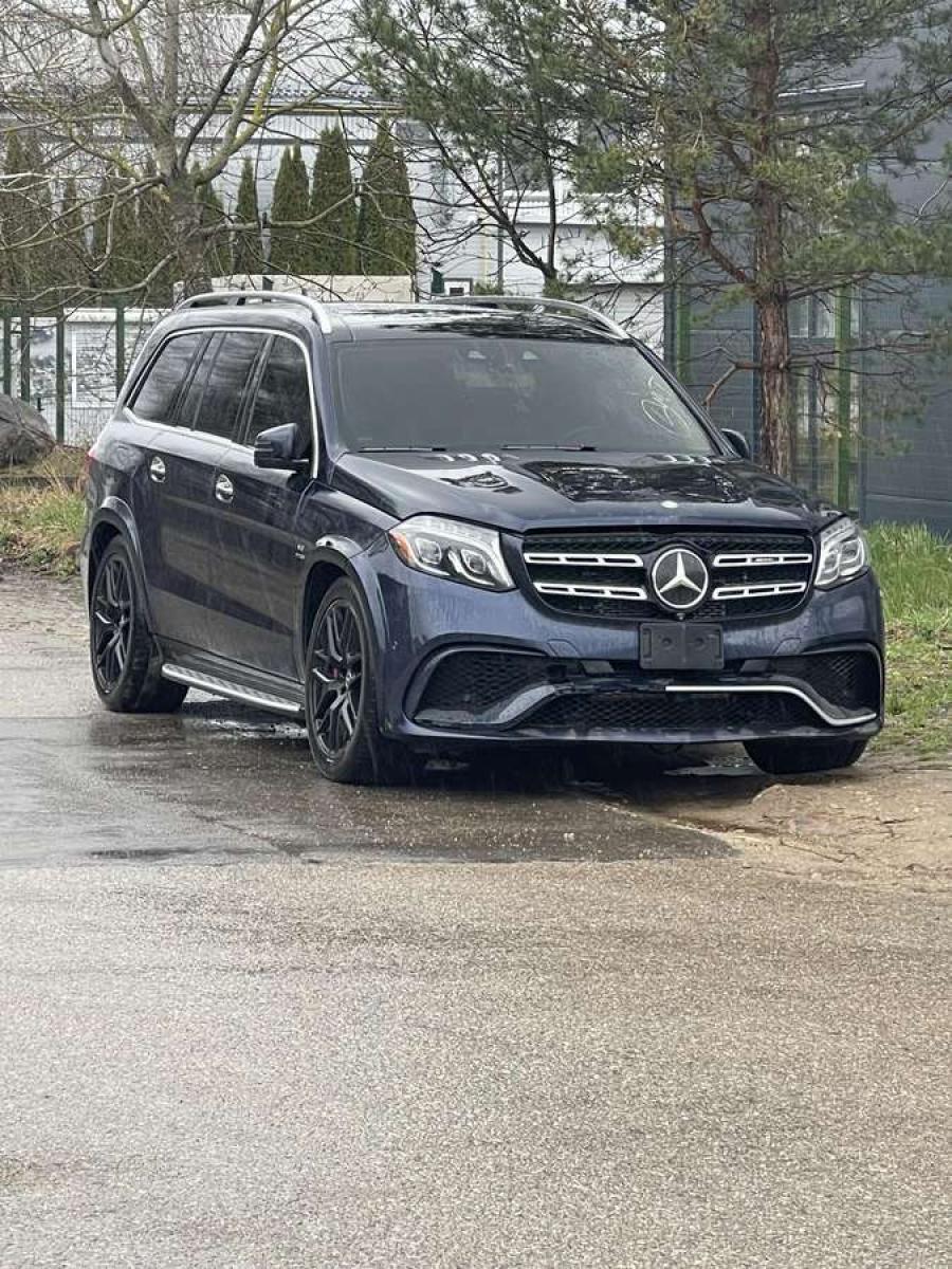 Синий Мерседес GLS 63 AMG 2017 в Вильнюс, объемом двигателя 5.46 л и пробегом 170 тыс. км за 15550 €, фото 1 на AUTOMOTO.COM.LV