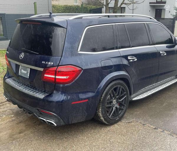 Синий Мерседес GLS 63 AMG 2017 в Вильнюс, объемом двигателя 5.46 л и пробегом 170 тыс. км за 15550 €, фото 3 на AUTOMOTO.COM.LV