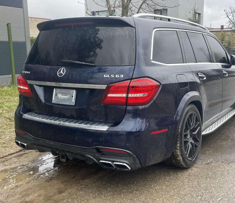 Синий Мерседес GLS 63 AMG 2017 в Вильнюс, объемом двигателя 5.46 л и пробегом 170 тыс. км за 15550 €, фото 5 на AUTOMOTO.COM.LV