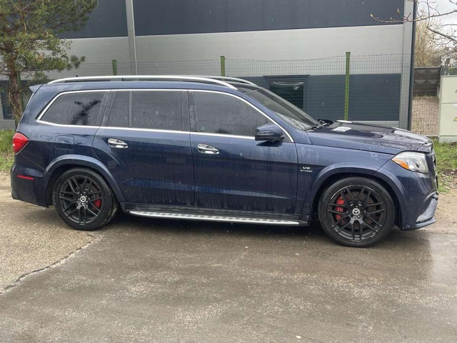 Синий Мерседес GLS 63 AMG 2017 в Вильнюс, объемом двигателя 5.46 л и пробегом 170 тыс. км за 15550 €, фото 7 на AUTOMOTO.COM.LV