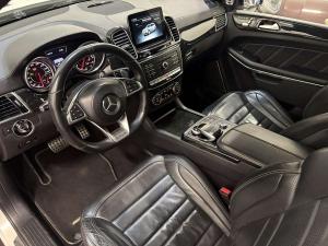 Белый Мерседес GLS 63 AMG 2016 в Вильнюс, объемом двигателя 5.46 л и пробегом 135 тыс. км за 29990 €, фото 13 на AUTOMOTO.COM.LV