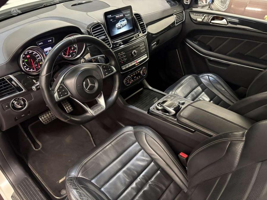 Белый Мерседес GLS 63 AMG 2016 в Вильнюс, объемом двигателя 5.46 л и пробегом 135 тыс. км за 29990 €, фото 13 на AUTOMOTO.COM.LV