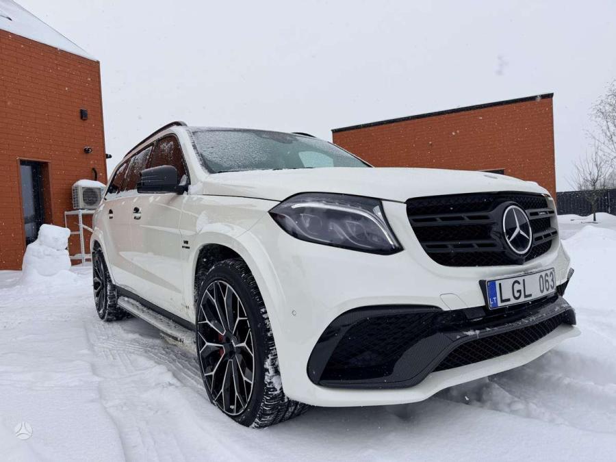 Белый Мерседес GLS 63 AMG 2017 в Каунас, объемом двигателя 5.50 л и пробегом 200 тыс. км за 35000 €, фото 1 на AUTOMOTO.COM.LV