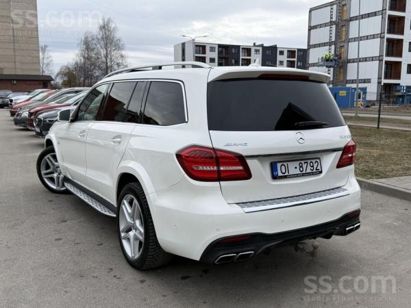 White Mercedes-Benz GLS 63 AMG 2017 in Jelgava, with an engine capacity of 5.50 L and mileage of 125 thousand km for 53500 €, photo 3 on AUTOMOTO.COM.LV