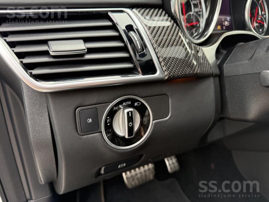 Balts Mercedes-Benz GLS 63 AMG 2017 Jelgava, ar dzinēja tilpumu 5.50 L un nobraukumu 125 tūkst. km par 53500 €, foto 32 vietnē AUTOMOTO.COM.LV