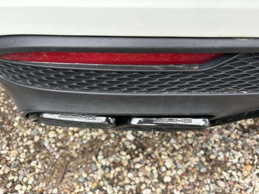 Balts Mercedes-Benz GLS 63 AMG 2017 Kauņa, ar dzinēja tilpumu 5.46 L un nobraukumu 148 tūkst. km par 35500 €, foto 17 vietnē AUTOMOTO.COM.LV