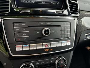 Balts Mercedes-Benz GLS 63 AMG 2017 Kauņa, ar dzinēja tilpumu 5.46 L un nobraukumu 148 tūkst. km par 35500 €, foto 25 vietnē AUTOMOTO.COM.LV