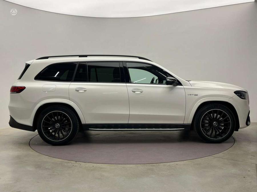 White Mercedes-Benz GLS 63 AMG 2021 in Panevezys, with an engine capacity of 3.98 L and mileage of 120 thousand km for 99990 €, photo 4 on AUTOMOTO.COM.LV