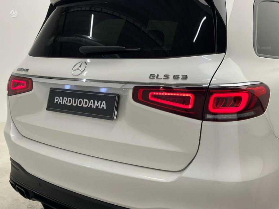 White Mercedes-Benz GLS 63 AMG 2021 in Panevezys, with an engine capacity of 3.98 L and mileage of 120 thousand km for 99990 €, photo 38 on AUTOMOTO.COM.LV